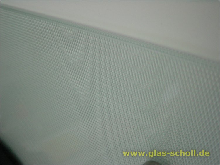 Spritzschutz aus klarem Masterpoint-Glas - Masterpoint montiert